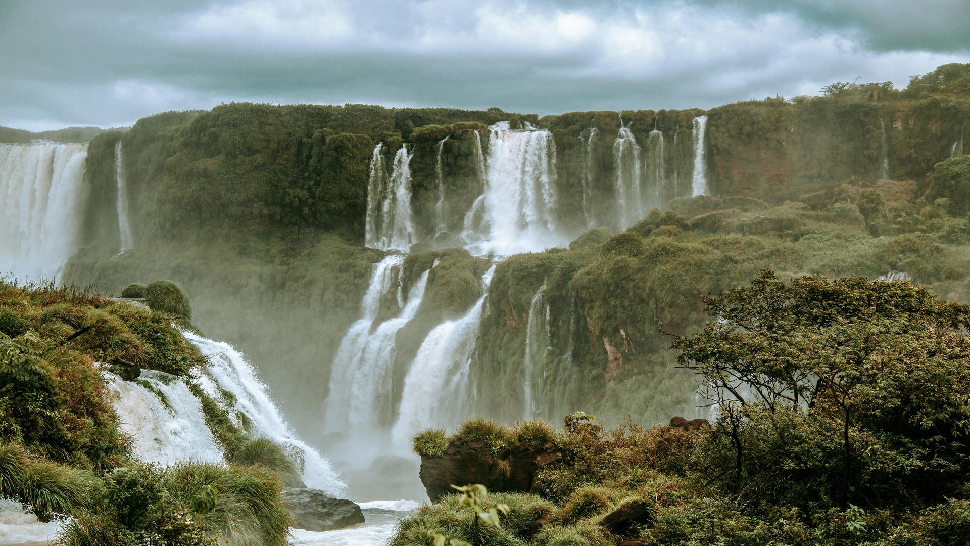 Las Magnificas Cataratas del Iguazú